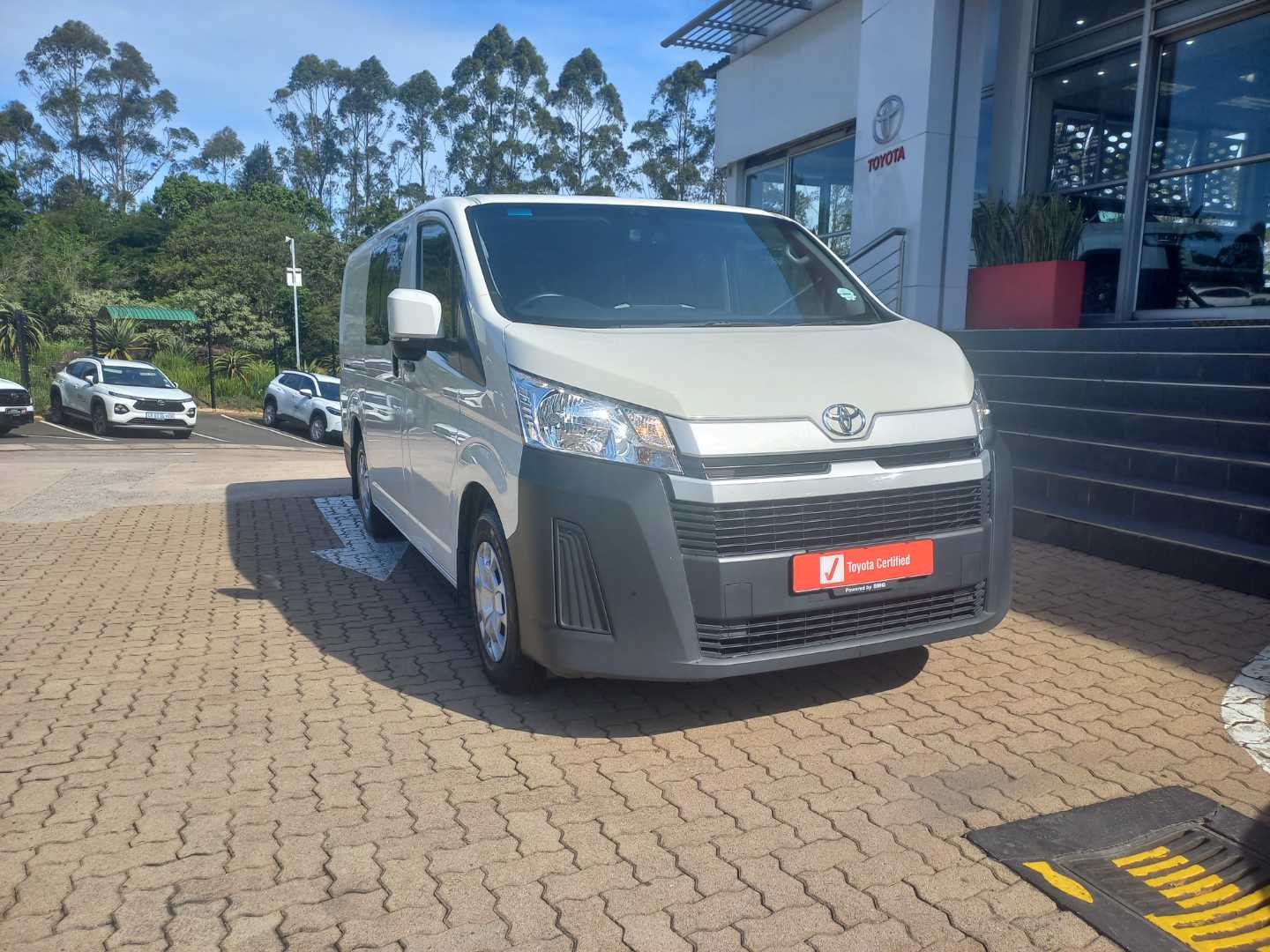 Toyota Quantum 2.8 LWB Crew Cab - SMG