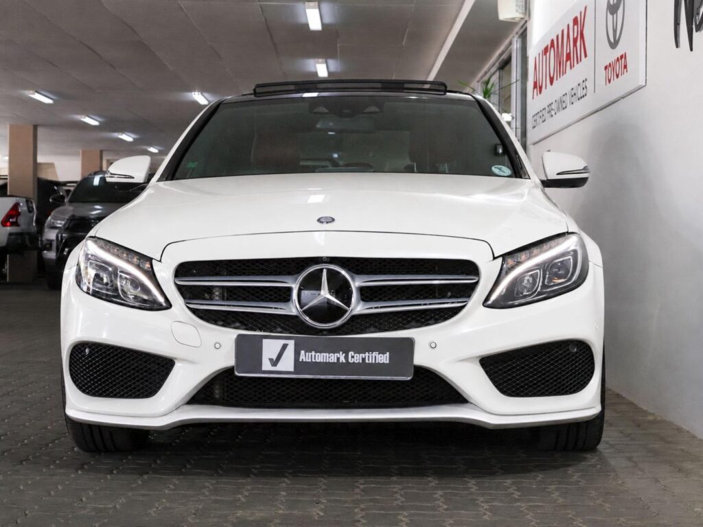 Mercedes-Benz C-Class C300 AMG Line - SMG